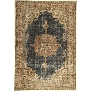 Luxor Rustic Area Rug - 7' 5'' X 10' 9'' - 7' 5'' X 10' 9'' - Bed Bath ...