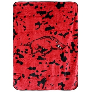 Arkansas Razorbacks Throw Blanket / Bedspread 63" x 86" - Bed Bath ...