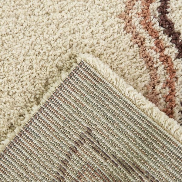 squiggle pattern rug