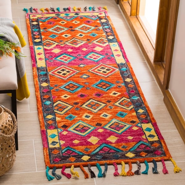 SAFAVIEH Handmade Aspen Bohemian Eclectic Orange/Fuchsia Wool Rug - Bed ...