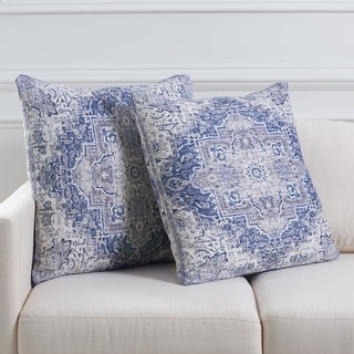 SAFAVIEH Home Zeru Pillow. - Bed Bath & Beyond - 42369672