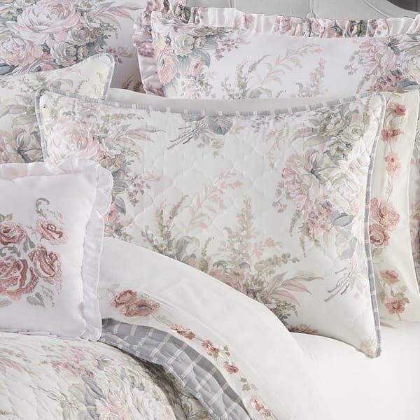 Royal Court Estelle Blush Quilt Set - Bed Bath & Beyond - 35406296