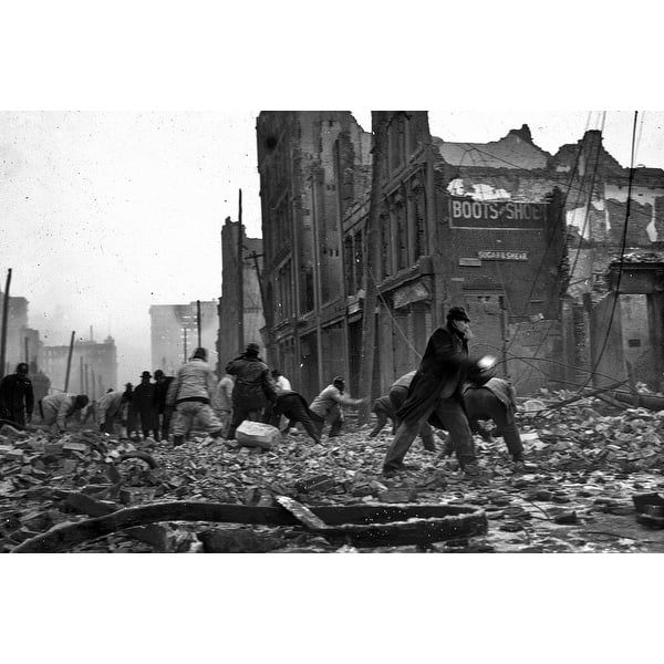 Baltimore Fire, 1904. Buildings on Baltimore Street dynamited to stop ...