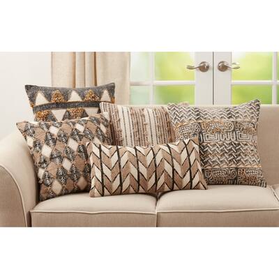 Pillow With Triangle Embroidered Block Print Design - Overstock - 31666185