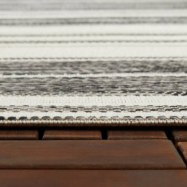 Alexie Coastal Stripes Indoor/ Outdoor Area Rug - Bed Bath & Beyond ...