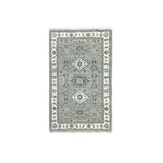 Shahbanu Rugs Misty Gray with Daisy White Hand Knotted Karajeh Design ...