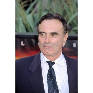 Dan Hedaya At Premiere Of Signs Ny 7292002 By Cj Contino Celebrity ...