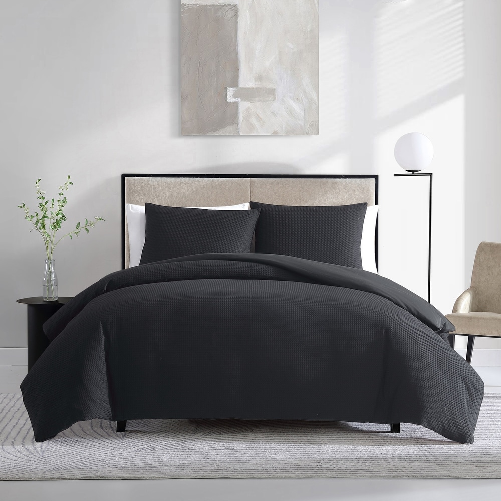 black textured bedding