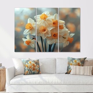 Designart "White orange Trumpet of Hope Daffodils" Daffodils Metal Set ...