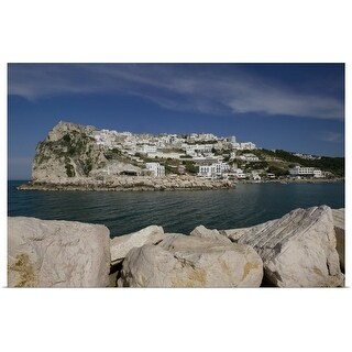 "Town on a mountain at the waterfront, Peschici, Promontorio del ...