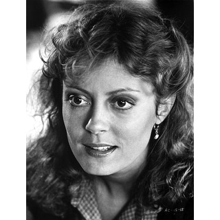 Susan Sarandon wearing a Printed Polo with Curly Hair Photo Print - Bed ...