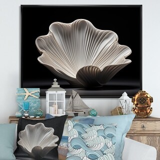 Designart "Monochrome Clam Deep Charcoal Ocean I" Clam Framed Canvas ...