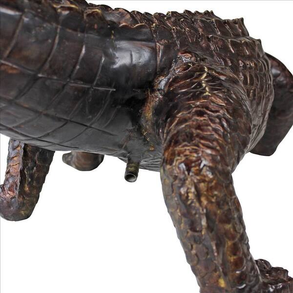 Design Toscano Gator on the Prowl: Spitting Bronze Alligator Garden ...