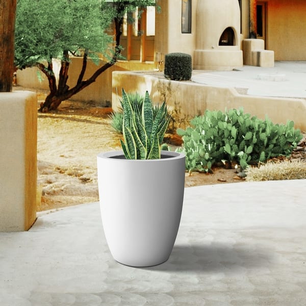 circular flower pot