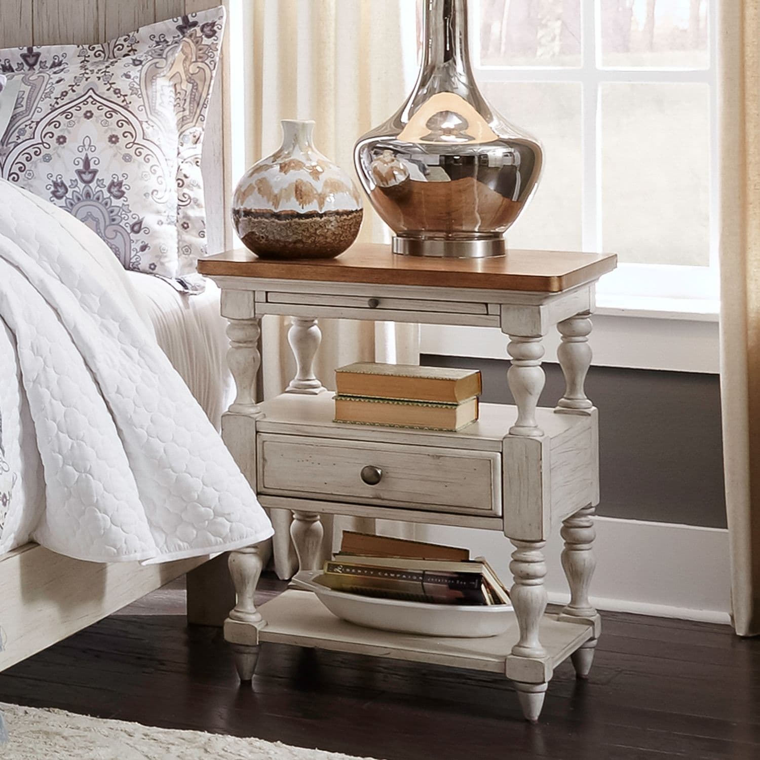 Farmhouse Reimagined Antique White 1 Drawer Night Stand