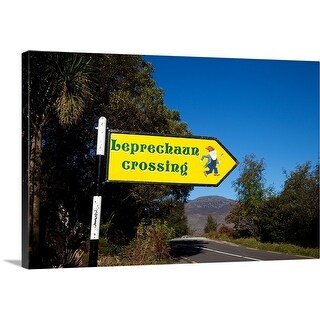 "Road sign at Ladies View, Killarney National Park, County Kerry ...