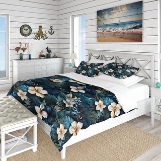 Designart "Moody Tropics Moody Patterns" Teal Tropical - Bedding Set ...