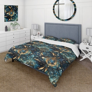 Designart "Cosmic Nomad Boho Pattern IV" Floral bed cover set with 2 ...