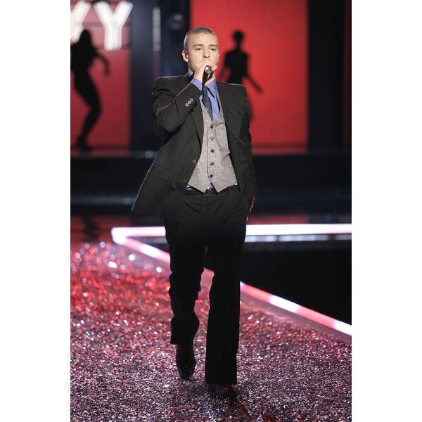 Justin Timberlake At Fashion Show For The VictoriaS Secret Fashion Show ...