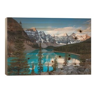 Iconic Moraine Lake Print On Wood by Matteo Colombo - Multi-Color - Bed ...