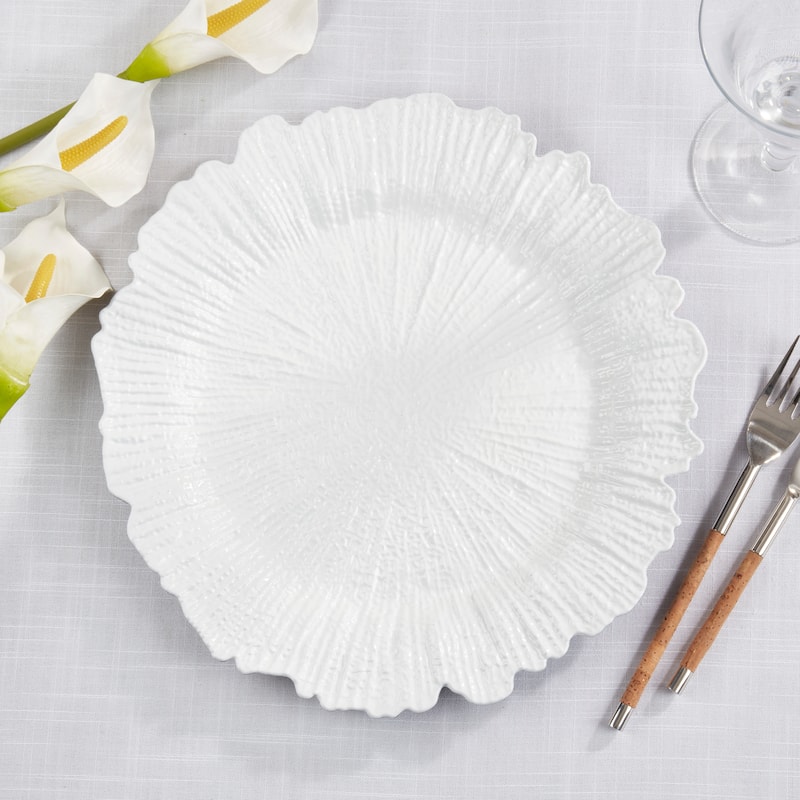 Scalloped Decorative Charger Plates (Set of 4) - Textured Round Table ...