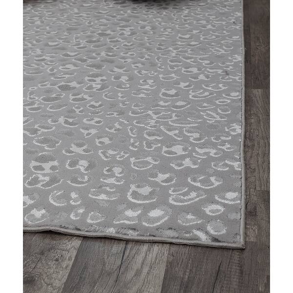 COSMOLiving Natura Gray Leopard Silver Shine Area Rug - On Sale - Bed ...