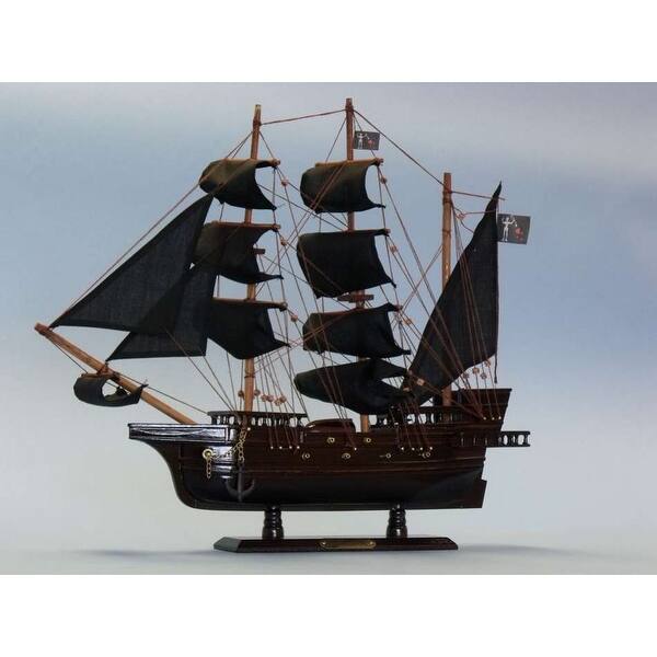 Wooden Blackbeard's Queen Anne's Revenge Model Pirate Ship 20" - 20" L ...