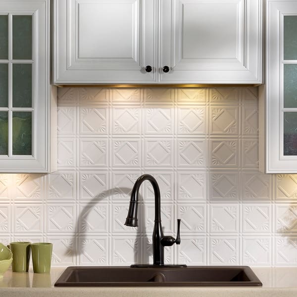 FASÄDE Traditional Style 4 Decorative Vinyl Backsplash Panel - Bed Bath ...