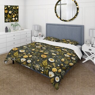 Designart "Boho Botanical Garden I" Green Floral bedding covert set ...