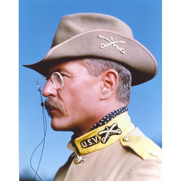 Tom Berenger Facing Side View in Cowboy Outfit Close Up Portrait Photo ...