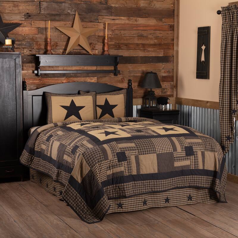 Black Check Star Quilt Set - Overstock - 26275303