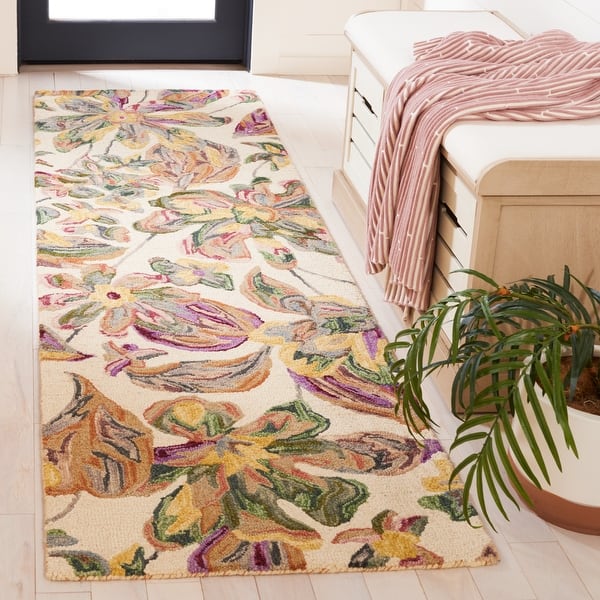SAFAVIEH Handmade Blossom Chong French Country Floral Wool Rug - On ...