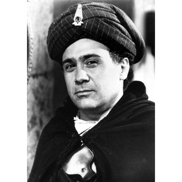Danny DeVito wearing a turban Photo Print - Bed Bath & Beyond - 25466447
