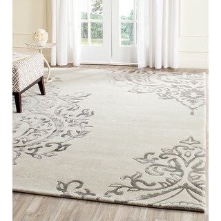 SAFAVIEH Emmalee Hand-tufted Wool Bohemian Area Rug - Bed Bath & Beyond ...