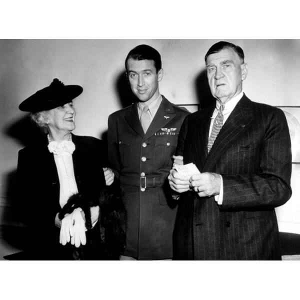 Colonel James Stewart With His Parents History - Bed Bath & Beyond ...