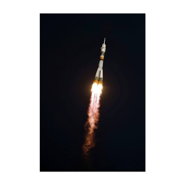 The Soyuz TMA 13 spacecraft in flight after takeoff Art Print/Poster ...