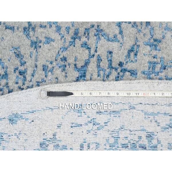 Shahbanu Rugs Hand Loomed Gray Fine Jacquard with Sickle Leaf Design ...