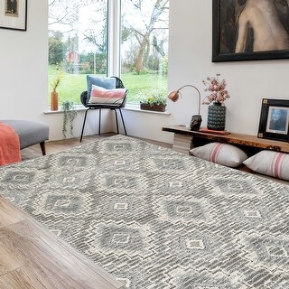 Ari 5 x 7 Modern Area Rug, Diamond Pattern, Soft Fabric, Cream, Gray ...