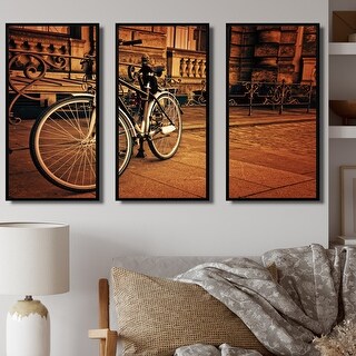 Designart "Retro Bicycle against Stone Wall" Landscape Framed Wall ...