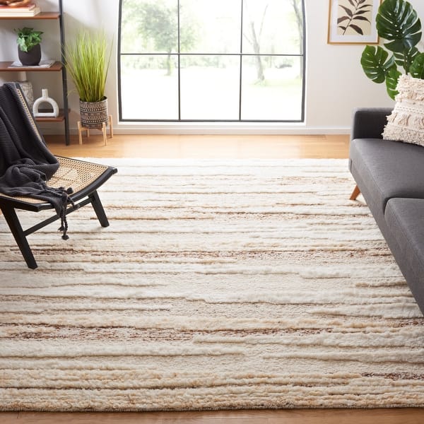 SAFAVIEH Handmade Tribeca Yamit Rustic Wool Rug - Bed Bath & Beyond ...