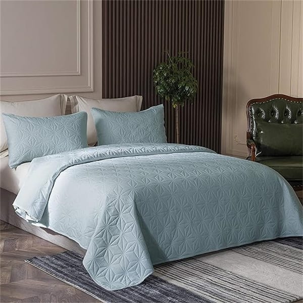 Soft and Lightweight Bedspreads - Bed Bath & Beyond - 39074040