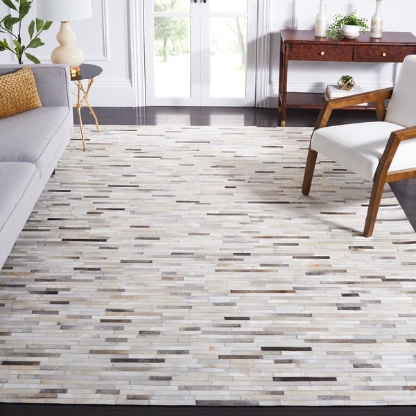 SAFAVIEH Handmade Studio Leather Behiye Natural Hide Leather Rug - Bed ...