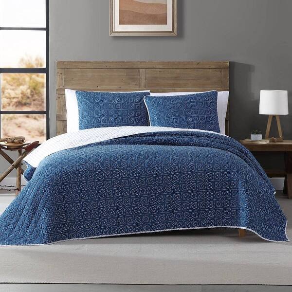 Blue White Dots and Stripes 100-Percent Cotton Reversible Quilt Set ...
