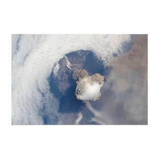 Eruption of Sarychev volcano Photography Mountains Art Print/Poster ...