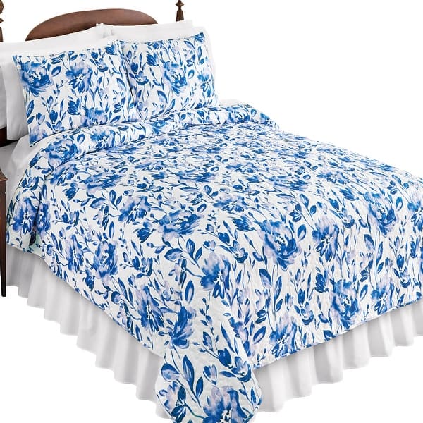 Beautiful Blue Floral Luxurious Quilt - Bed Bath & Beyond - 37565069