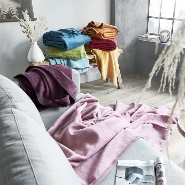 IBENA Solid Plush Throw in 16 Colors - Bed Bath & Beyond - 22926659