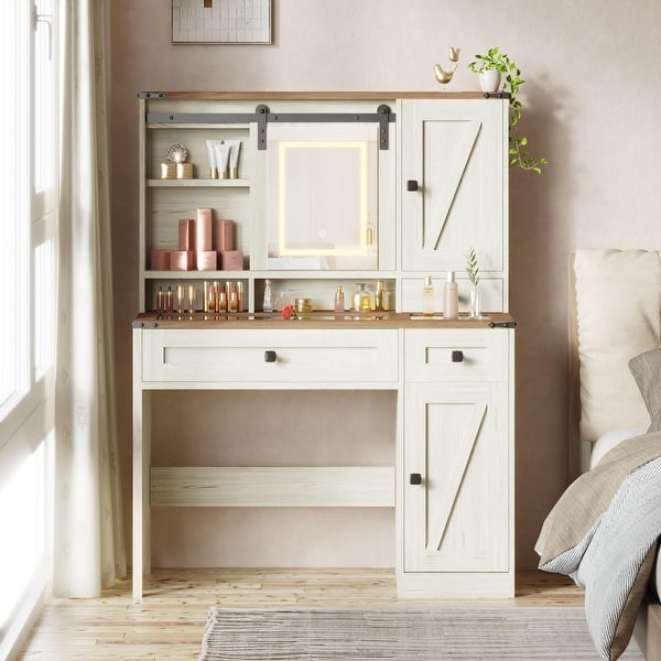 old fashioned makeup vanity