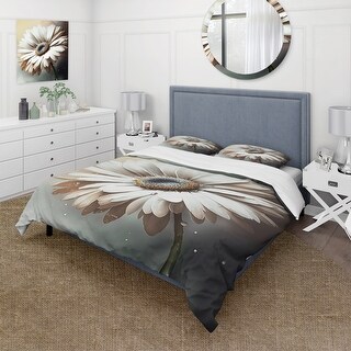 Designart "White Gerbera Flowers II" White Traditional - Bedding Cover ...