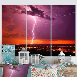 Designart "Dramatic Thunderstorms III" Lightning Wall Art Living Room ...