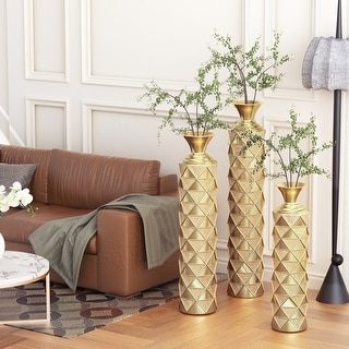 Metal decorative Floor Vase With 3D Triangle Pattern Set Of 3 Vases ...